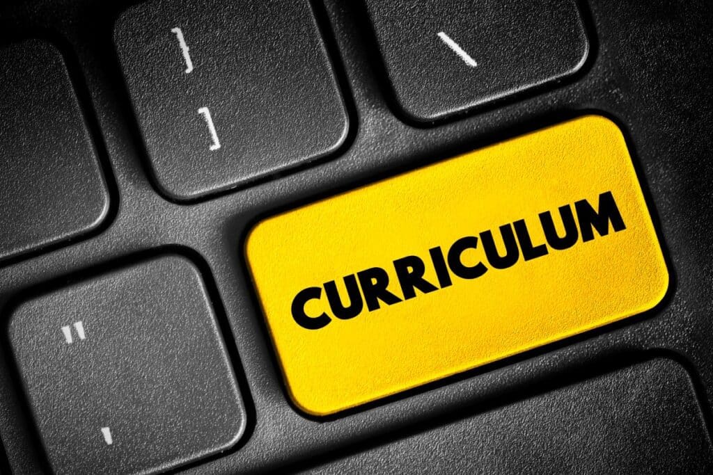 Innovative Approaches to New Curriculum Implementation - Graduate ...